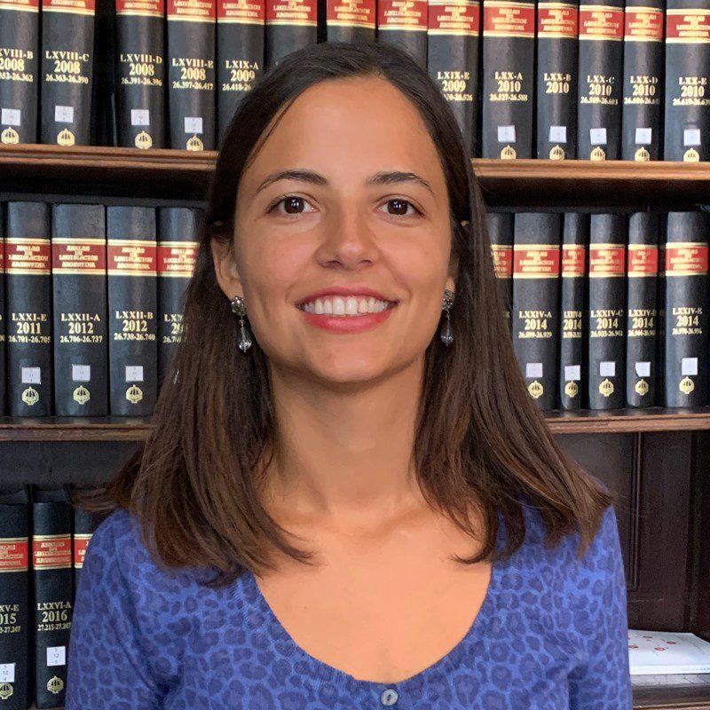 María Verónica Nolazco – Universidad Austral